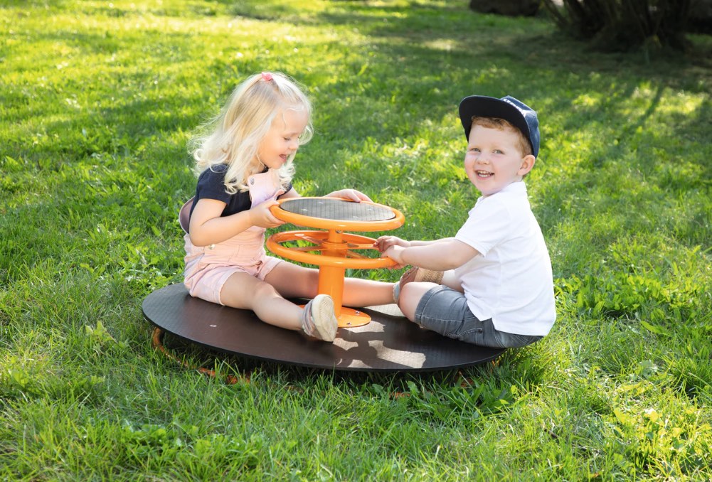 Kids’ Outdoor Carousel – Balance & Coordination Spinner – Edu-21