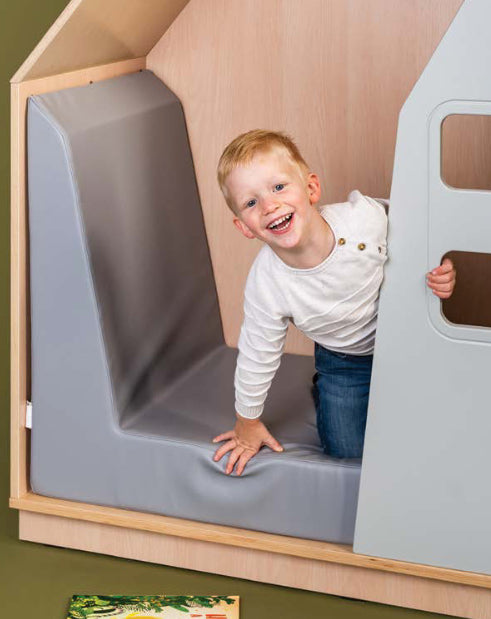Hide-In Hideout – Edu-21